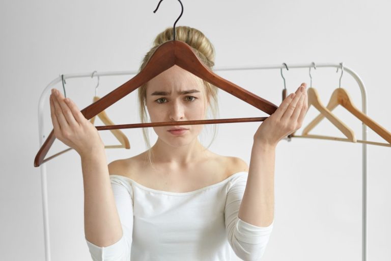What Are the Standard Hanger Sizes and Dimensions?